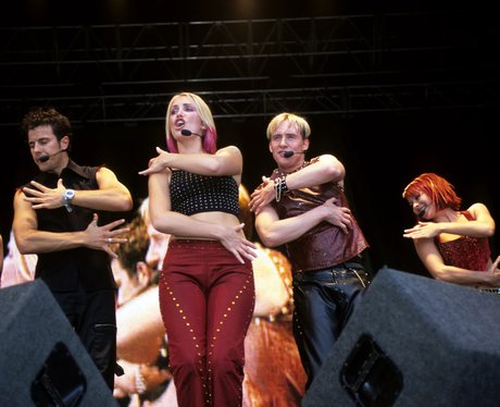 90s Pop Star Dance Moves That NEED To Make A Comeback - Capital